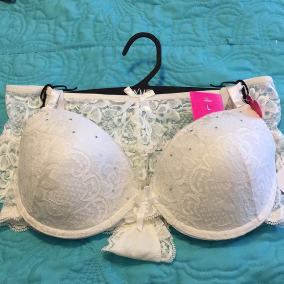 YMI Intimates | Intimates & Sleepwear | Nwt Ymi Intimates Ivory Lace ...